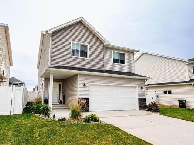 7405 17th St S, Fargo, ND 58104