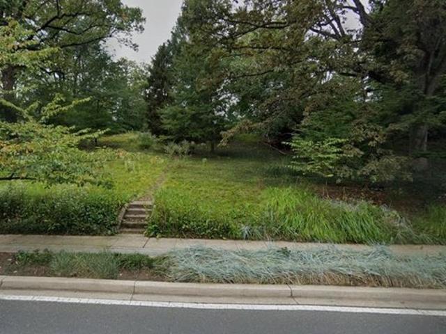 7406 Piney Branch Rd, Takoma Park, MD 20912