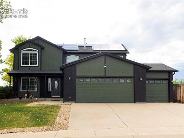 7406 Waterside Dr, Colorado Springs, CO 80925