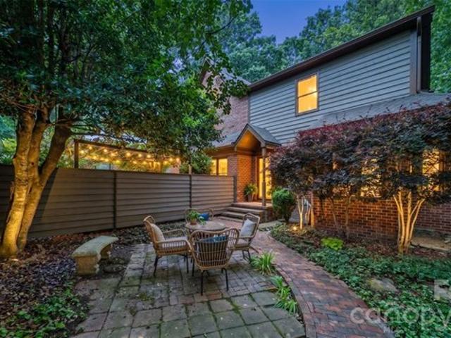 7407 Newmans Ln, Charlotte, NC 28270