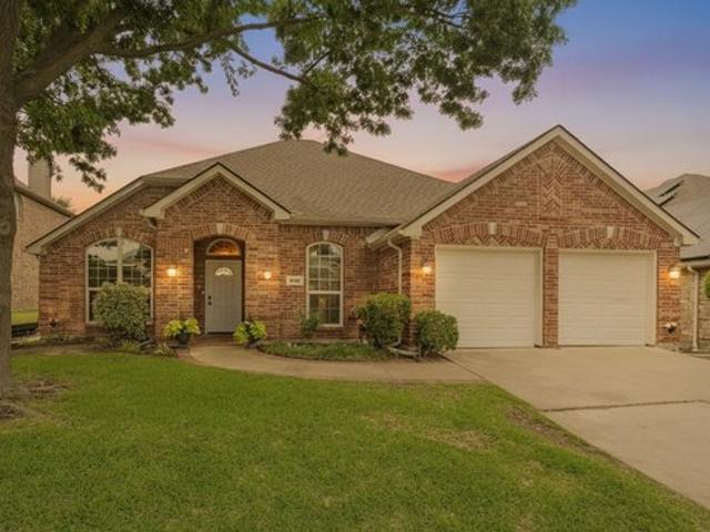 7407 Summit Meadow Ln, Sachse, TX 75048