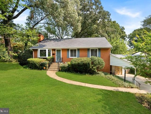 7408 Masonville Dr, Annandale, VA 22003
