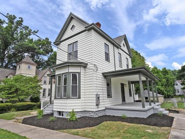 7408 Maple Ave, Mount Healthy, OH 45231
