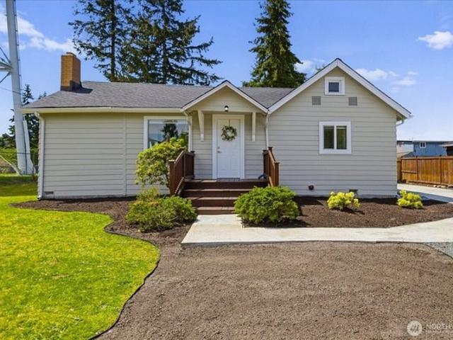 7408 Olympic Dr, Everett, WA 98203