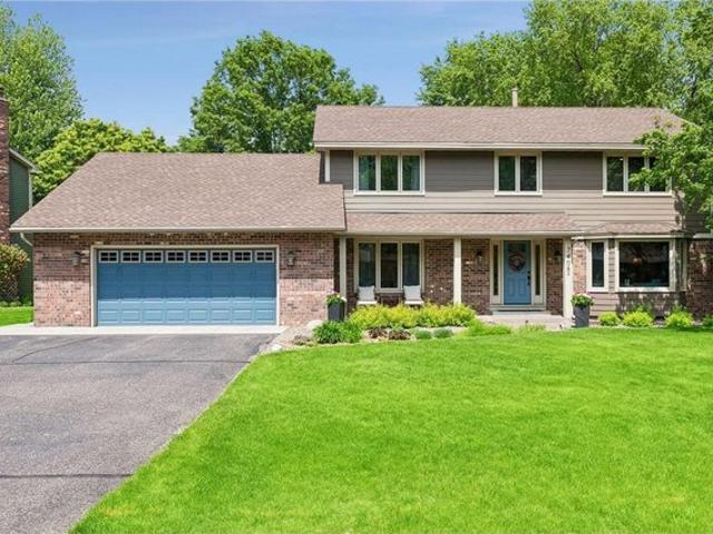 7408 W 83rd St, Bloomington, MN 55438