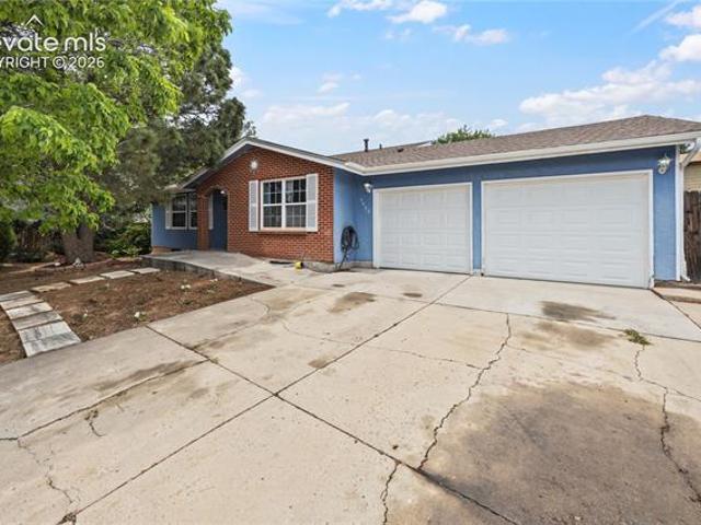 7409 Colonial Drive