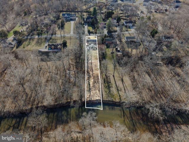 7409 Lake Dr, Manassas, VA 20111 | MLS #VAPW2113 | Compass