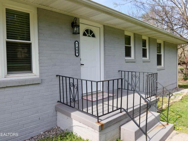 7409 Westridge