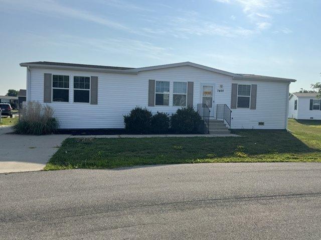 7400 Bronco Dr SE, Caledonia, MI 49316