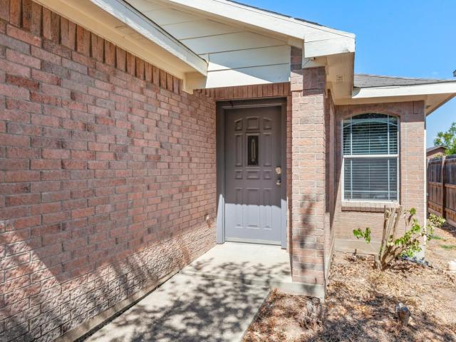 7400 Cayenne Ln