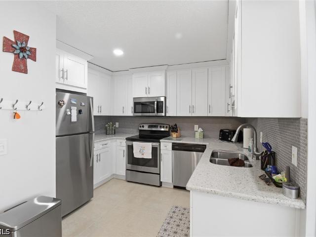 7400 College Pkwy, Unit 59C, Fort Myers, FL 33907 | MLS #2026015