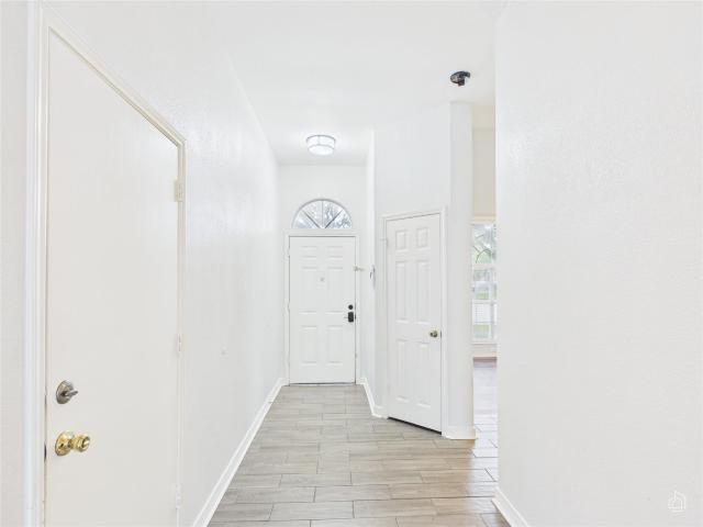 7400 Crepe Myrtle Dr