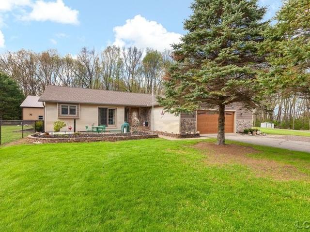 7400 Dalt Dr, Jackson, MI 49201