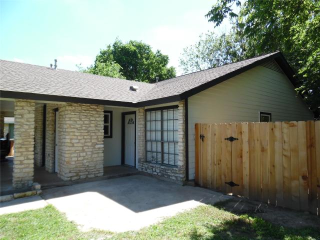 7400 Dixie Dr, Unit B, Austin, TX 78744 | MLS #9122