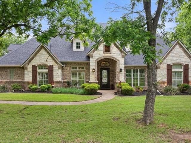 7400 Fox Run Ct, Granbury, TX 76049