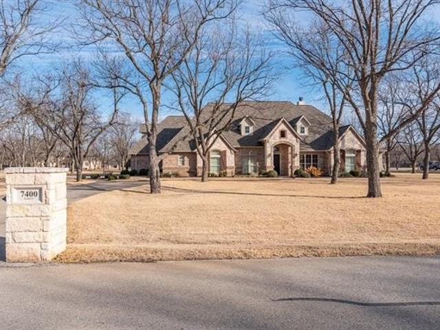 7400 Fox Run Ct, Granbury, TX 76049