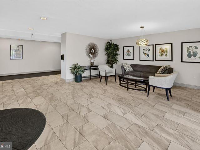 7400 Lakeview Drive # N203