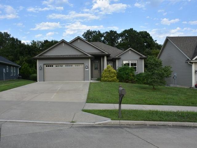 7400 Pemberton Dr, Columbia, MO 65203