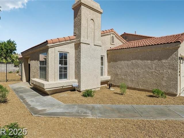 7400 Queen Palm Dr, Las Vegas, NV 89128 | MLS #2772 | Compass