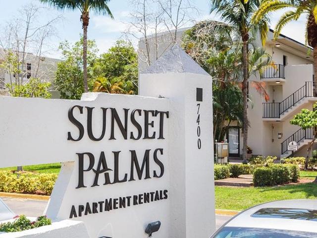 7400 Stirling Rd, Hollywood, FL 33024