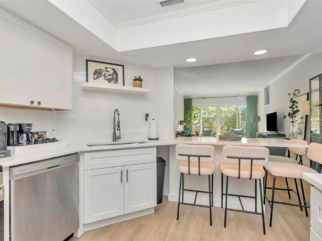 7400 Sun Island Dr S, Unit 105, South Pasadena, FL 33707 | MLS #TB8486 | Compass