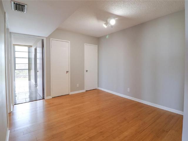 7400 Sun Island Dr S, Unit 501, South Pasadena, FL 33707 | MLS #TB8430