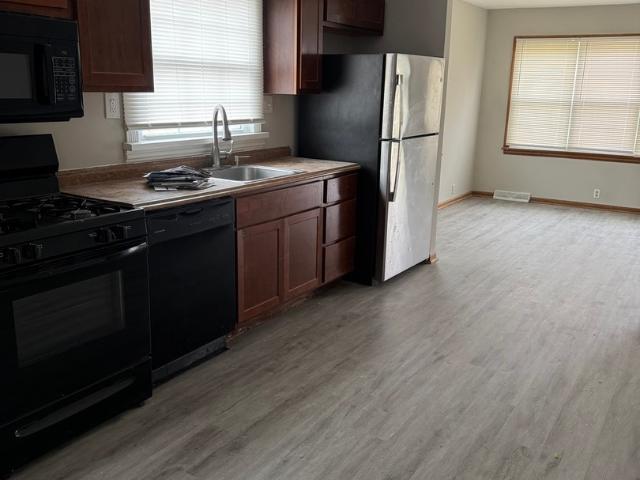 7400 W 113th Pl, Worth, IL 60482 | Compass