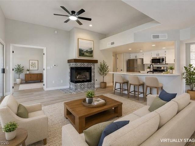 7400 W Flamingo Rd Apt 2056, Las Vegas, NV 89147