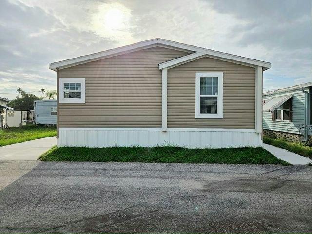 7400 46th Ave N Lot 321, Saint Petersburg, FL 33709