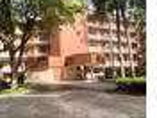 7401 NW 16th St #305, Plantation, FL 33313