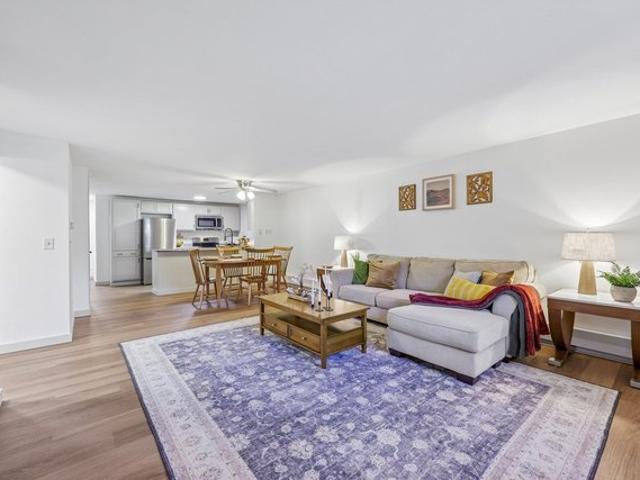 7401 Century Pl Unit 9, Middleton, WI 53562