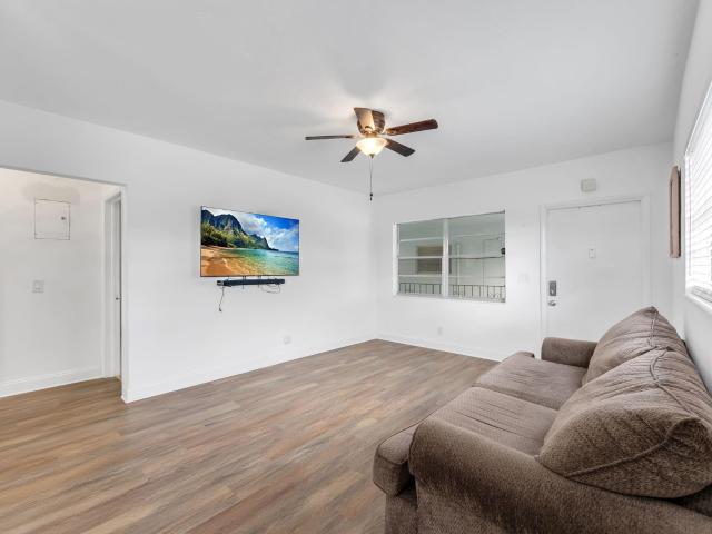 7401 Pines Blvd, Unit 201, Pembroke Pines, FL 33024 | MLS #F10549