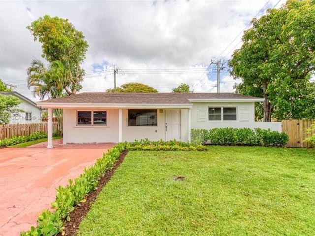 7401 Raleigh St, Hollywood, FL 33024