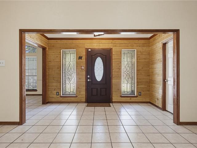 7401 Venice Drive