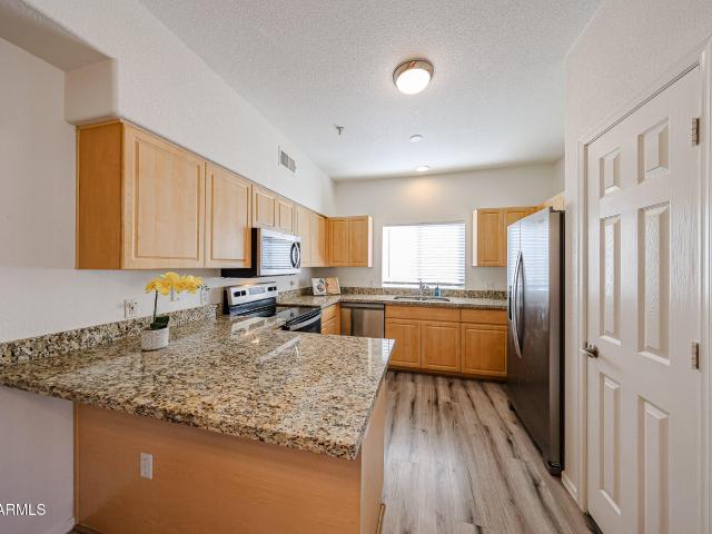 7401 w arrowhead clubhouse drive # 2047