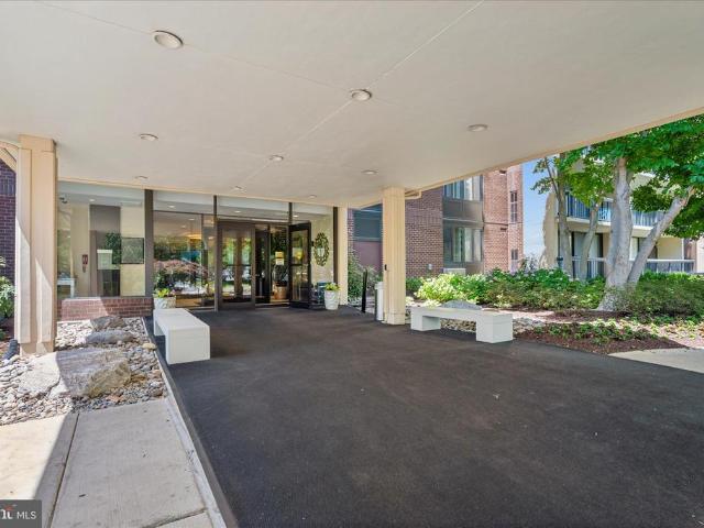 7401 Westlake Terrace # 607