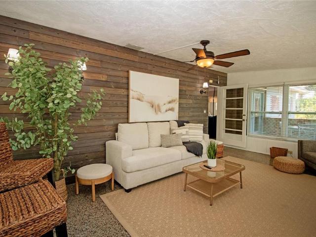 7401 13th Ave N, St. Petersburg, FL 33710 | MLS #TB8391 | Compass