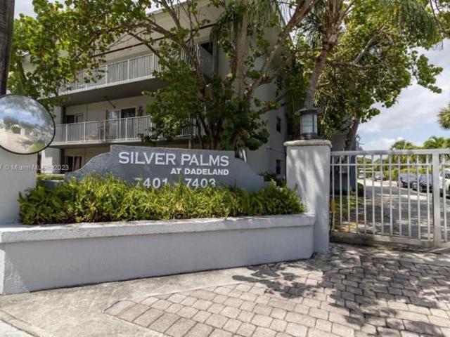 7401 82nd St SW #206S, Miami, FL 33143