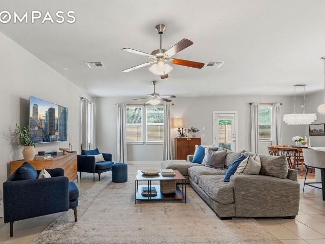 7402 Buchholz St, Austin, TX