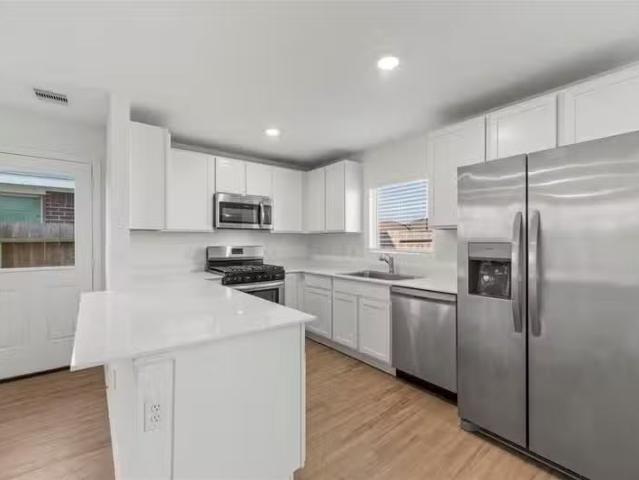 7402 Clover Chase Dr, Katy, TX 77493