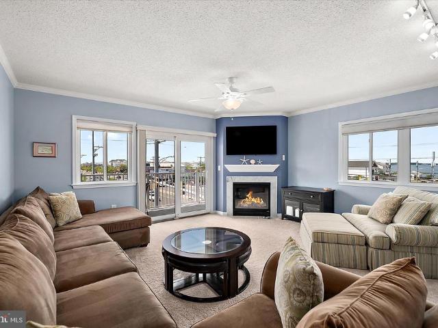 7402 Coastal Highway # 204