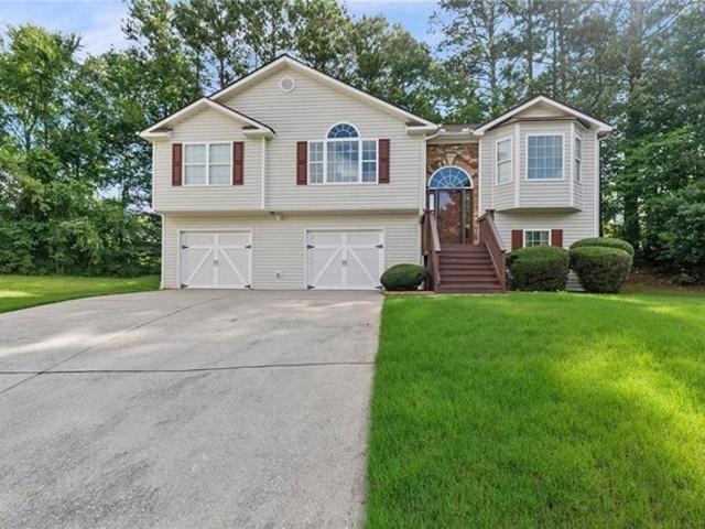 7402 Grayson Bridge Cir, Douglasville, GA 30134