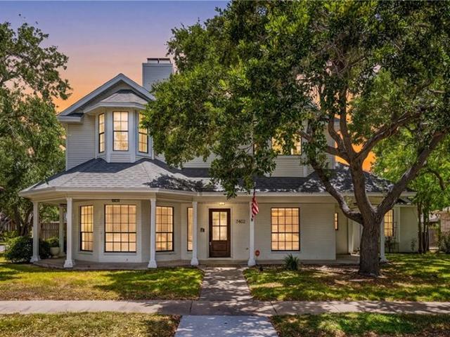 7402 Lugano Dr, Corpus Christi, TX 78413