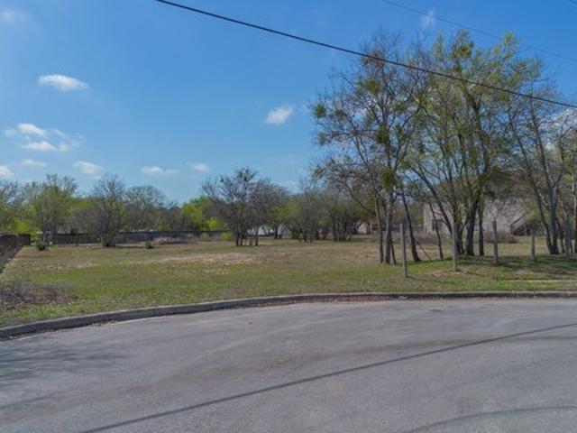 7402 Pipers Run St Lot 3, San Antonio, TX 78251