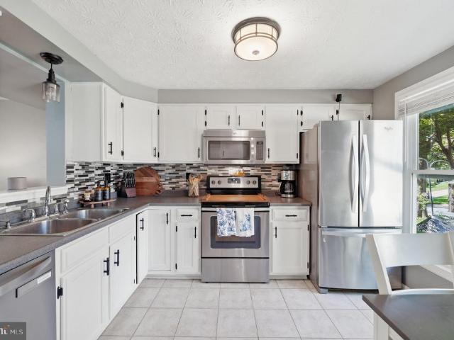 7402 Tarfside Lane