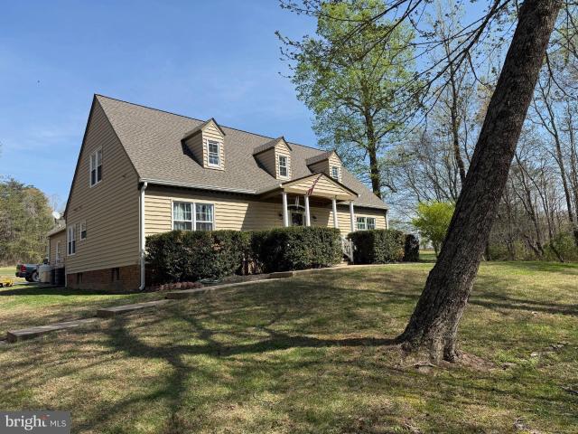 7403 Barrister Ct, Spotsylvania, VA 22553 | MLS #VASP2040