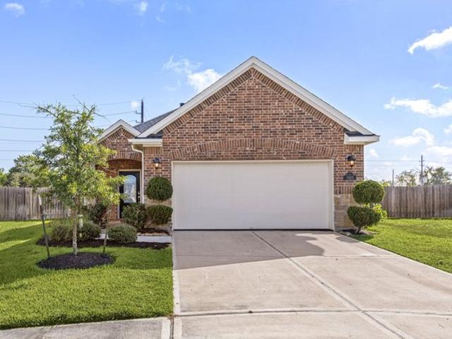 7403 French Quarter Ct, Fulshear, TX 77441
