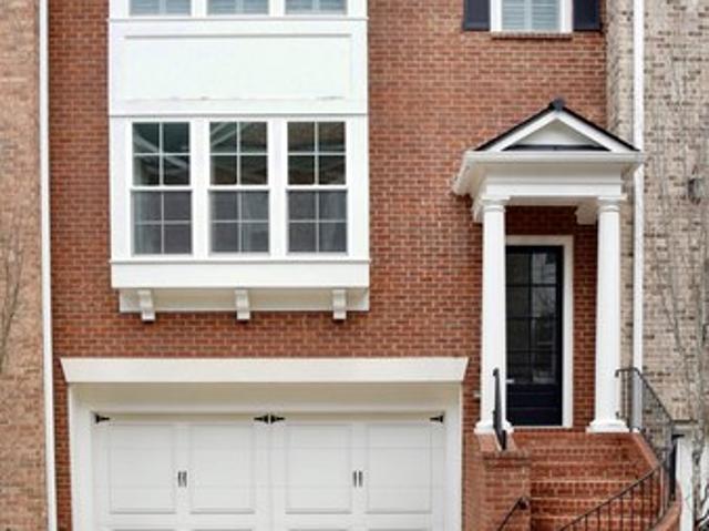 7403 Lowery Oak Dr, Roswell, GA 30075