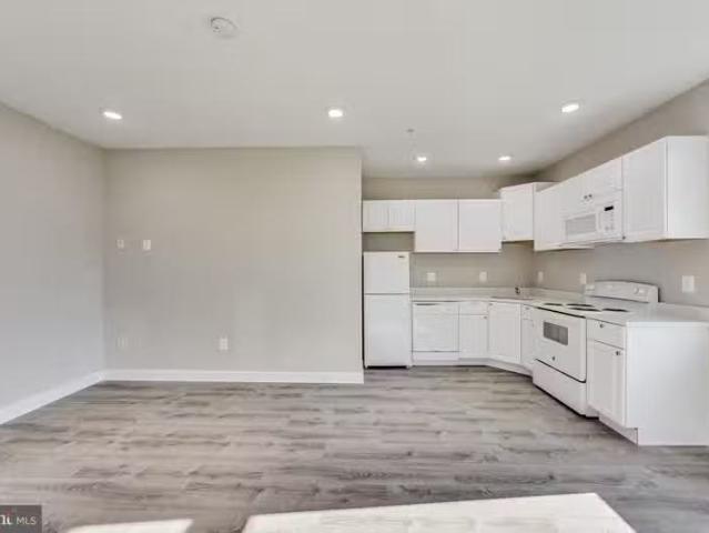 740 19th St NE, Unit 6, Washington, DC 20002 MLS #DCDC2189166