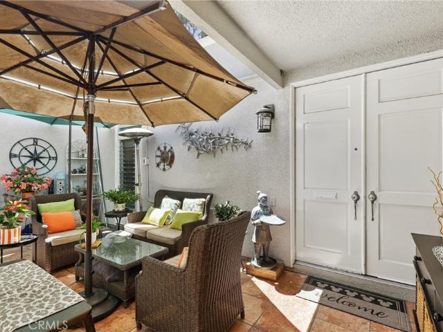 740 Avenida Majorca B